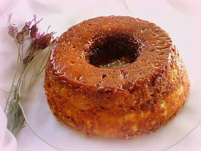 Bolo-pudim Dos bolos mais simples que há, mas dos meus preferidos ...