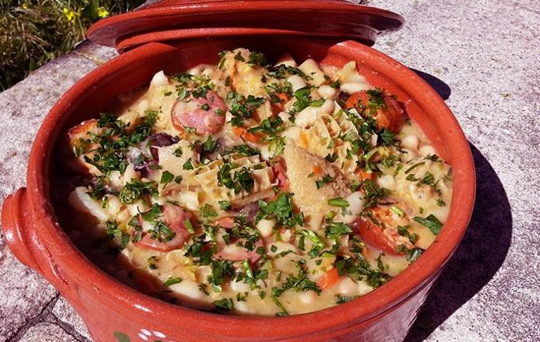 Dobrada com feijão branco - Receitas Para Todos os Gostos